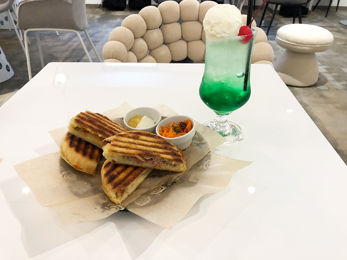 【新潟市中央区】全国2号店の『Cafe NOCE(カフェノーチェ) 新潟店』が11月8日にオープン！“NOCEの家具に囲まれたおしゃれなカフェ”をご紹介♪ - 地域情報サイト「ガタチラ」